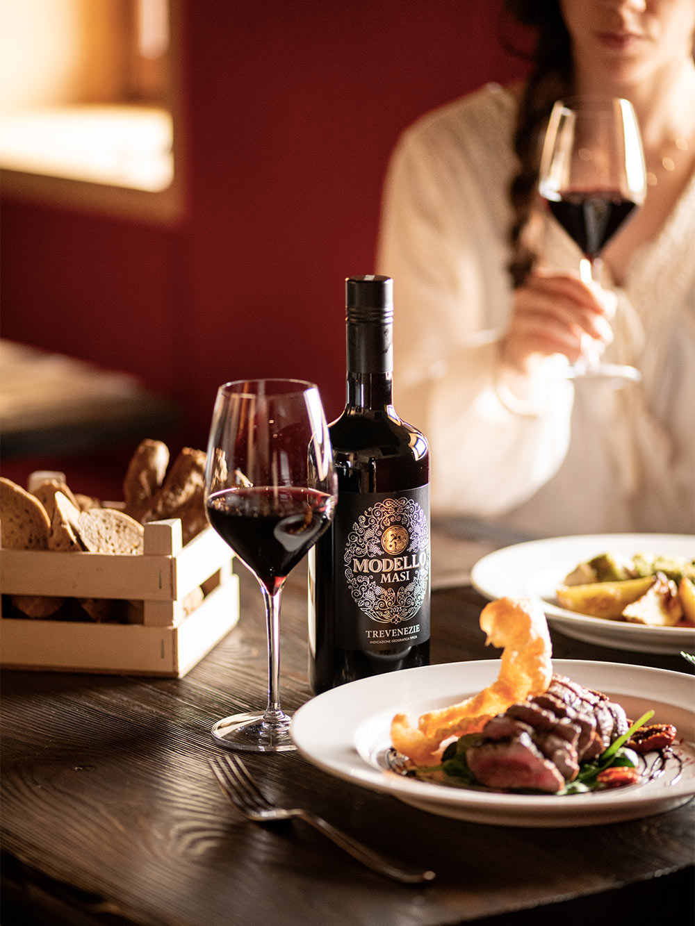 Il Modello Rosso Stampa Su Tela E Surrealismo Rene Magritte《Il